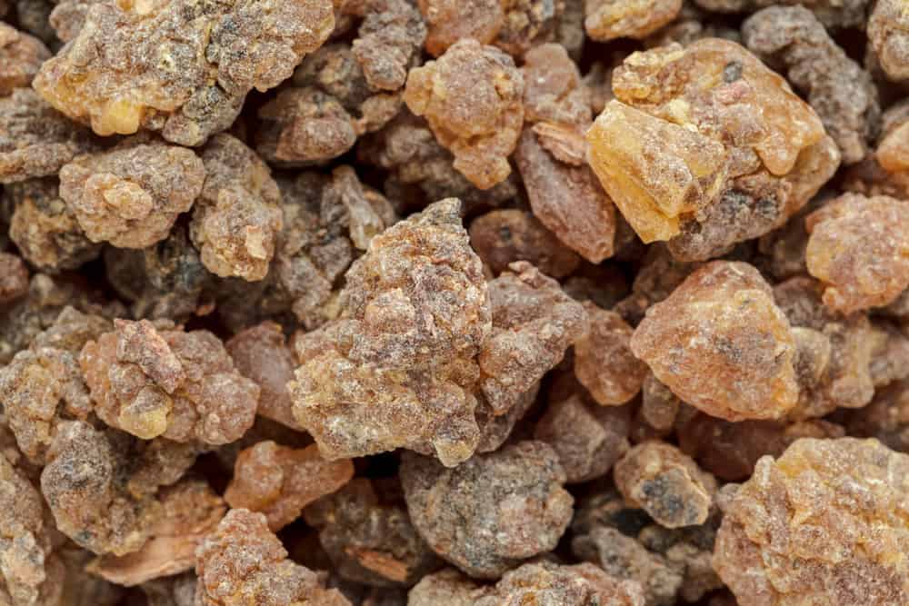 लोहबान के फायदे एवं नुकसान – Health Benefits of Loban (Gum Benzoin ...