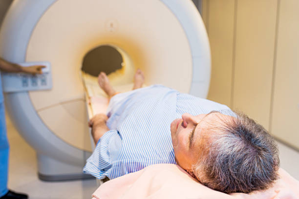 Radiation therapy for Colorectal cancer: कोलोरेक्टल कैंसर के लिए ...